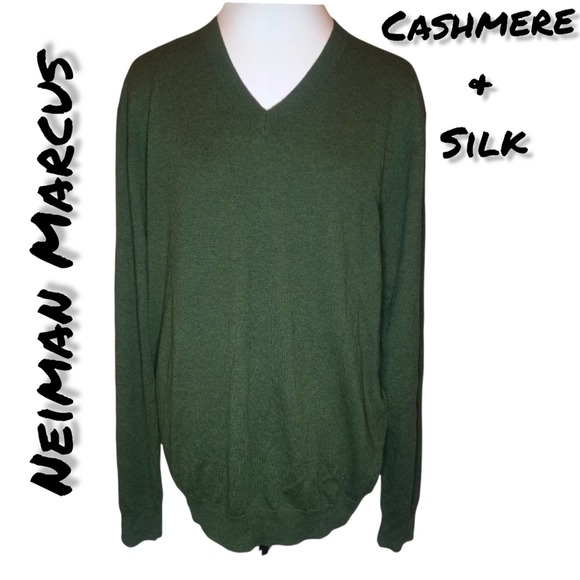Neiman Marcus | Sweaters | Neiman Marcus Hunter Green Cashmere And Silk ...